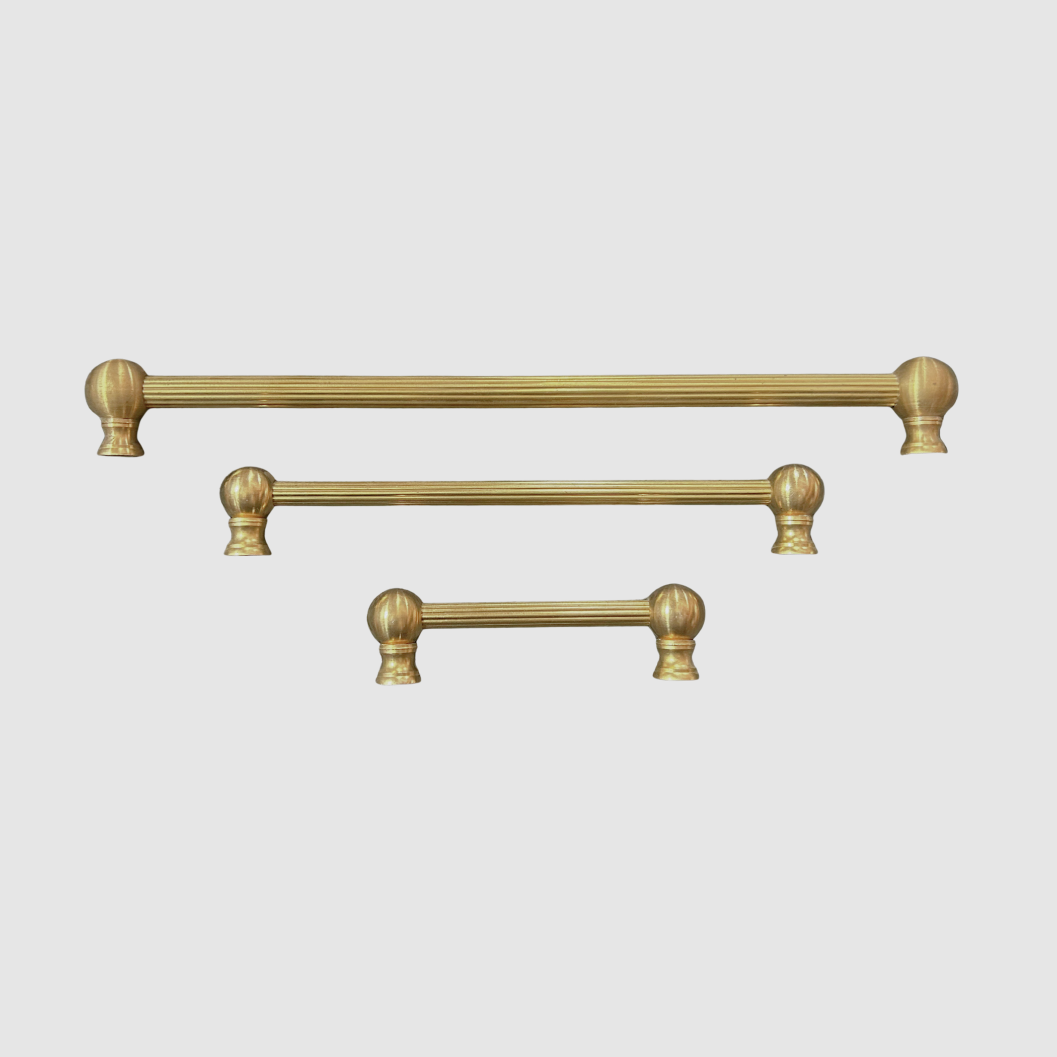 Ribbed Large Classic Ball Drawer Pulls - QUICK SHIP– Pepe & Carols